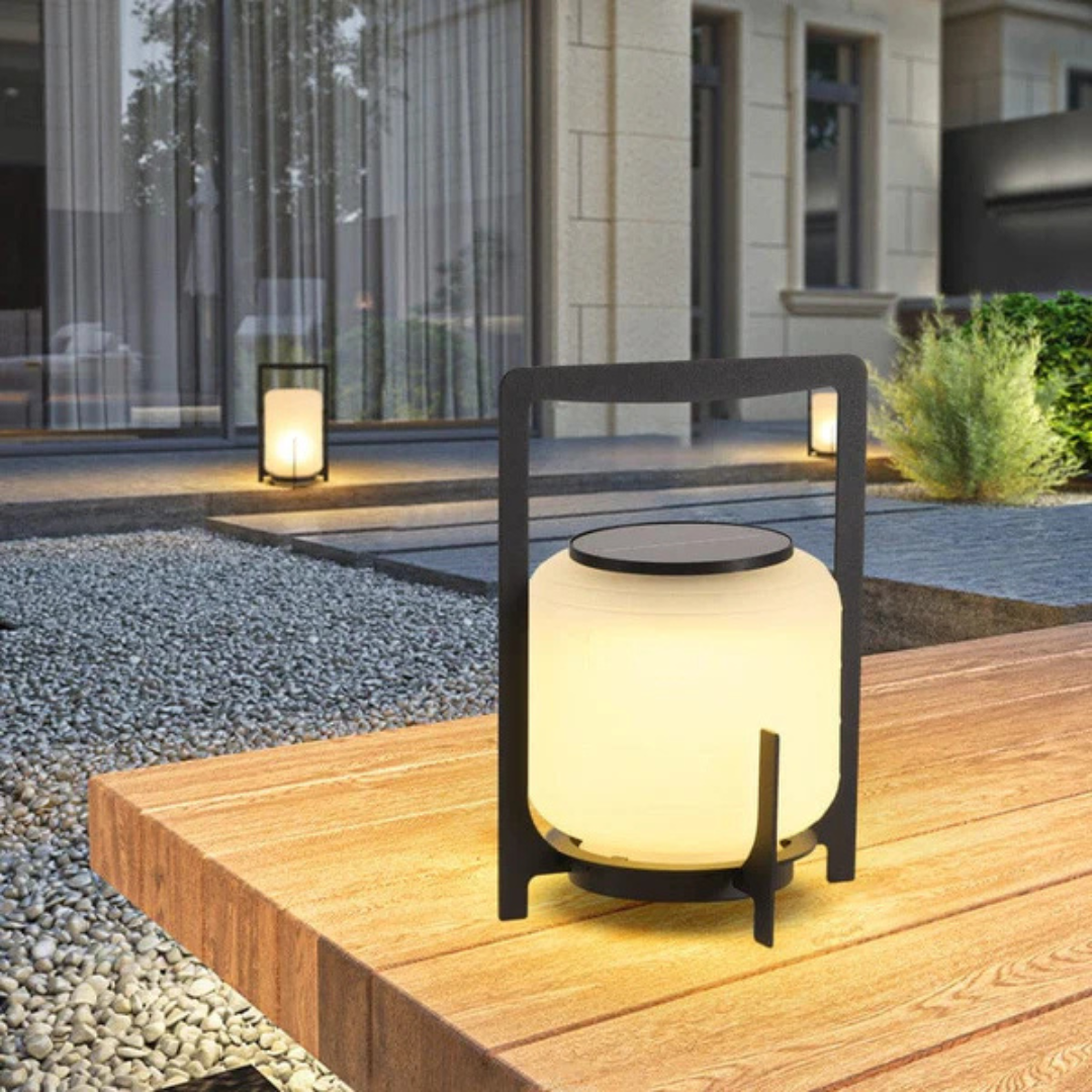 Solis Solar Outdoor Lamp - Eco-Friendly Garden Lighting – Southern Luxes